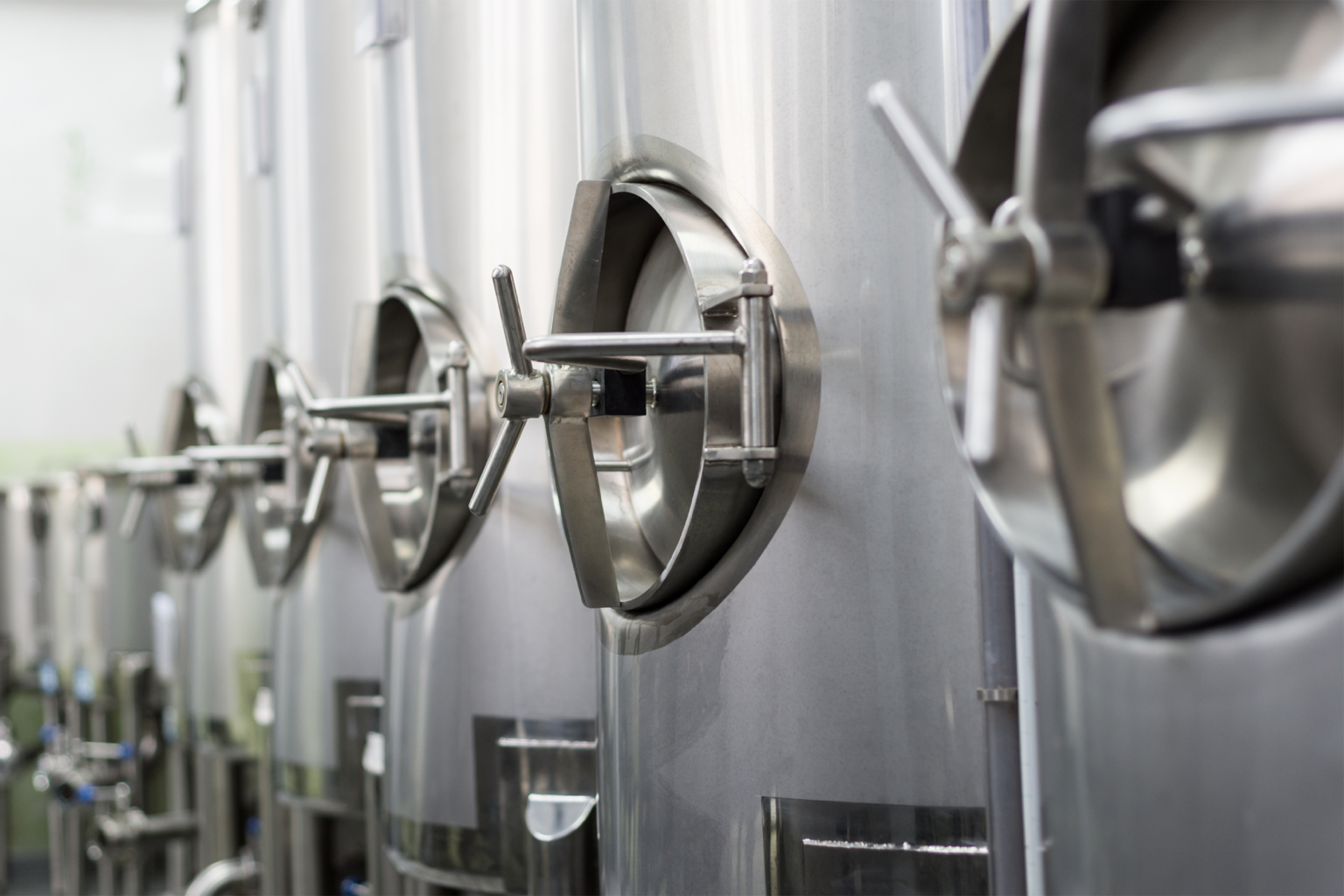 Designing large-scale bioreactors and bioprocesses for cultivated meat